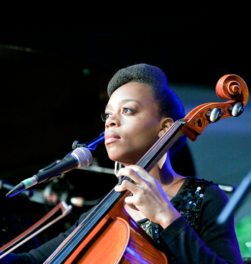 New London festival combines improvised music with art, theatre, dance ...