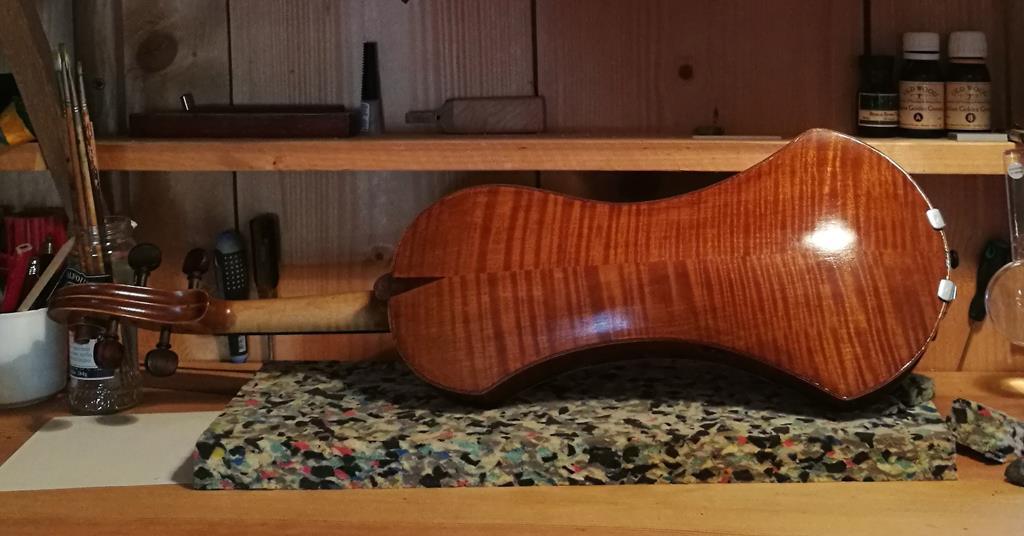 The Strad - Truly unique: Henrik Frendin on his custom-made electric ...