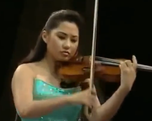 Violinist Sarah Chang performs Sarasate's Zigeunerweisen | Article ...