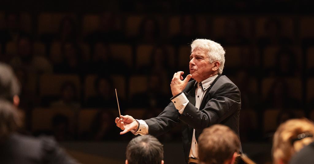 The Strad – ‘Once a musician, always a musician’: Itzhak Perlman and ...