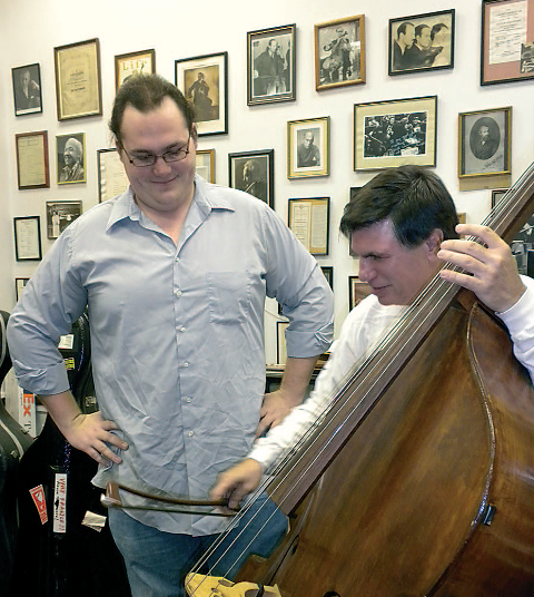 Teaching a stringed instrument you have never played before | Focus ...