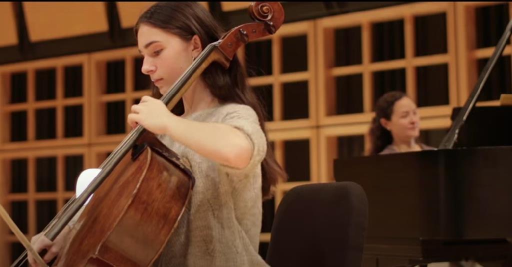 The Strad - Cellist Miriam K. Smith performs Prokofiev’s Cello Sonata ...