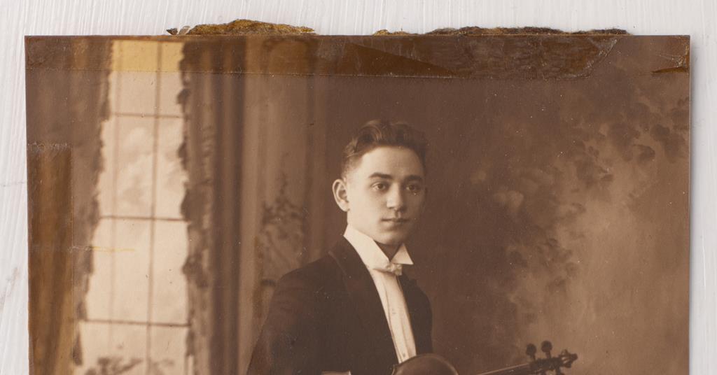 The Strad - Violinist Alex Drasein, concertmaster at the first ...