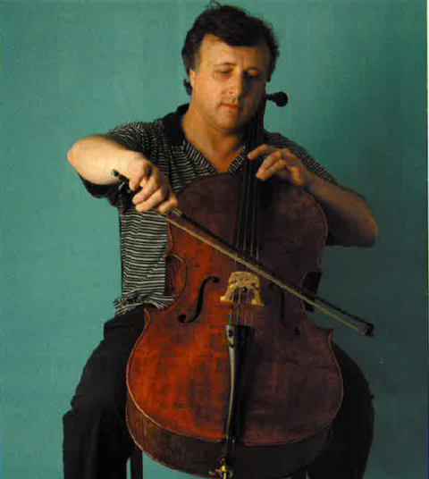 Raphael Wallfisch on finding the right cello position | Premium Feature ...