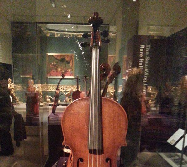 Sau-Wing Lam Collection | Gallery | The Strad