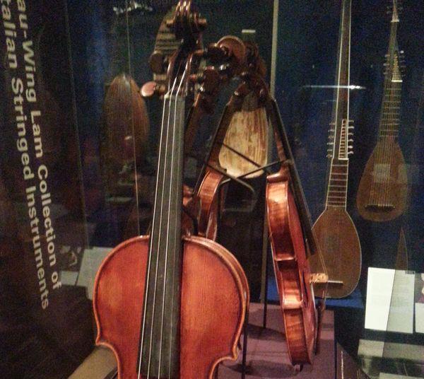 Sau-Wing Lam Collection | Gallery | The Strad