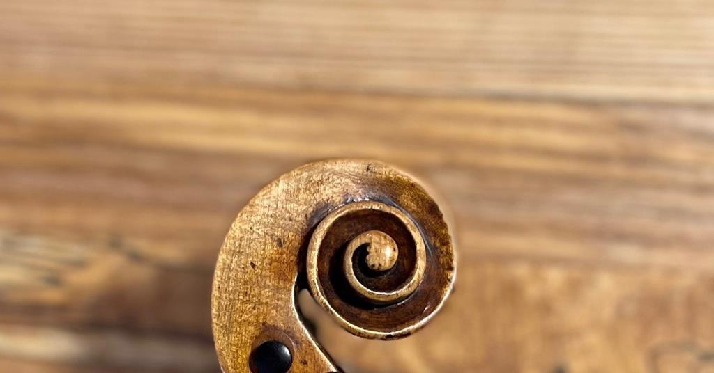 The Strad - Trade Secrets: Making a scroll cast using foam | The Strad