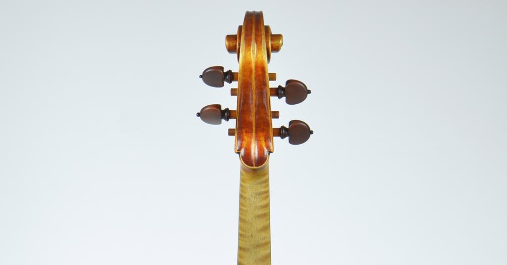The Strad - In Focus: A 1939 Simone Fernando Sacconi viola | The Strad