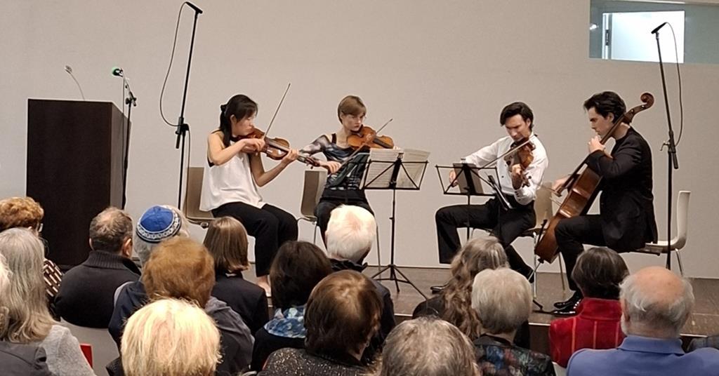 The Strad - Concert review: David Aaron Carpenter (viola) Students of ...