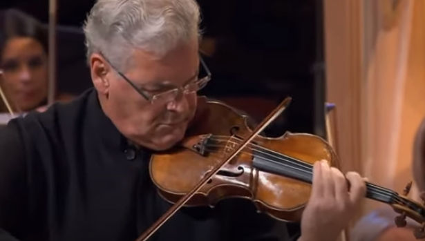 Violinist Pinchas Zukerman performs Tchaikovsky’s Sérénade mélancolique ...