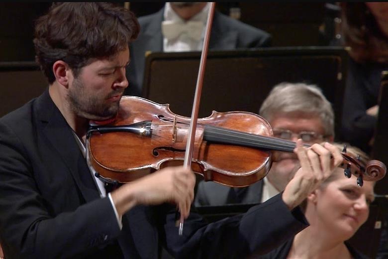 Lawrence Power plays a Brexit Polka | Video | The Strad