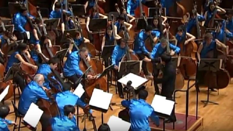 An orchestra of 90 double basses | Article | The Strad