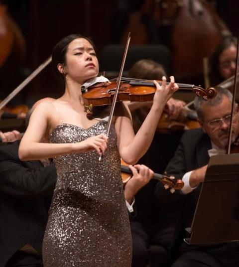 The six laureates of the International Violin Competition of ...