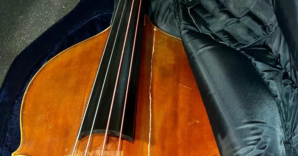 The Strad News - Double bass smashed beyond repair by Qantas Airways ...