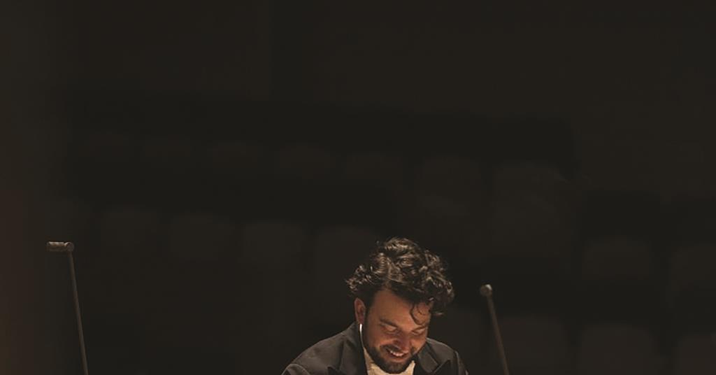 Working with Conductors: Natural Balance | Premium Feature | The Strad