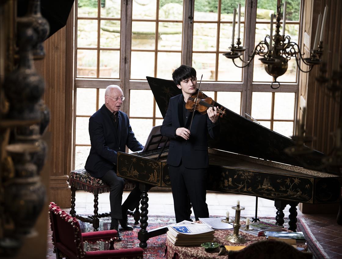 Théotime Langlois de Swarte: Dramatic flair | Premium Feature | The Strad