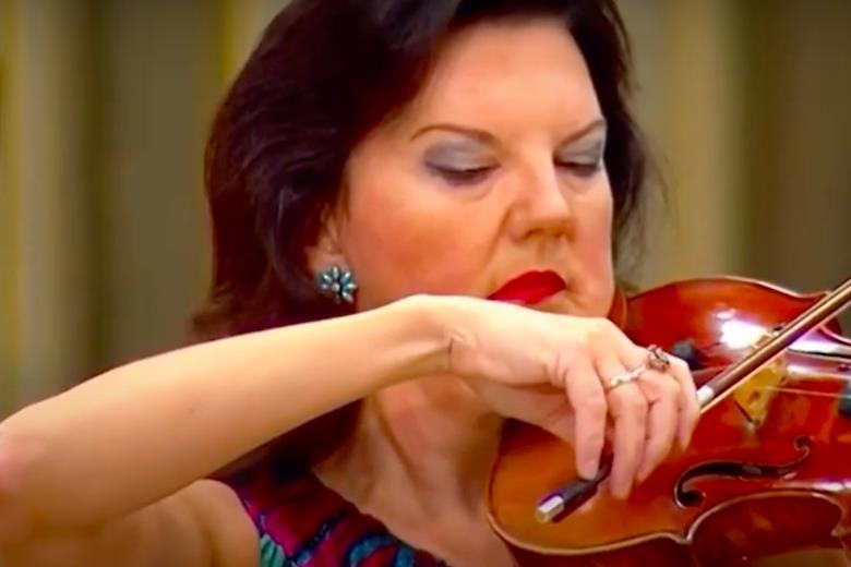 Tasmin Little plays Enescu | Video | The Strad