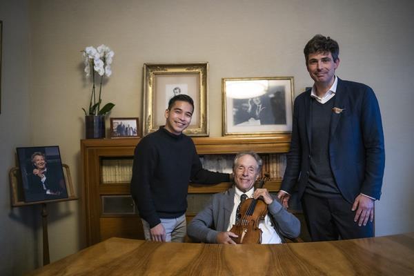 The Strad News - US violinist Charles Castleman donates his Stradivari ...